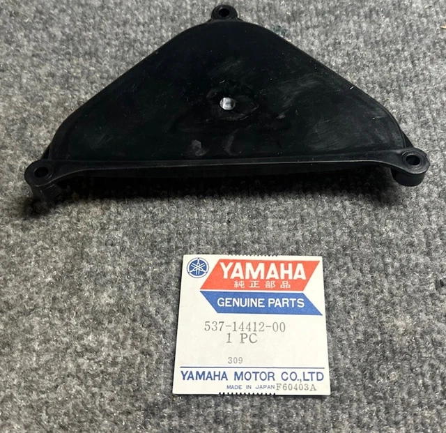 NOS YAMAHA OEM Case Cap 1976 YZ125 YZ175 1976-1979 YZ100 537-14412-00 ...