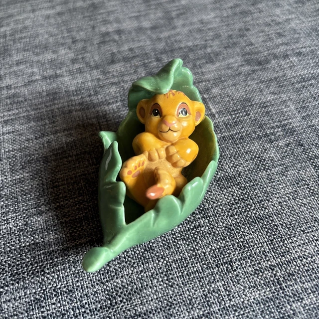 VINTAGE 1990S DISNEY Bone China Baby Simba Cub With Leaf Figurine Lion ...