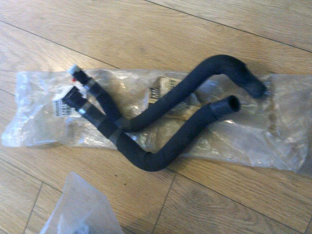 GENUINE NEW DAF Cf Rad Coolant Hose 1791478 £25.00 - PicClick UK