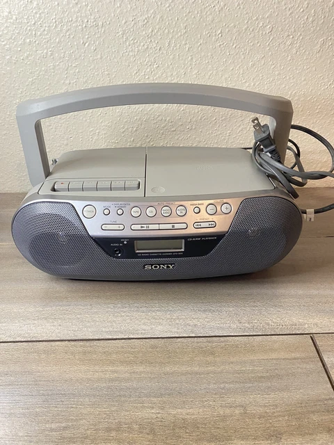 SONY CFD-S05 CD/HEADPHONE Jack/CD-R/Cassette/Playback/Radio/CD-RW ...