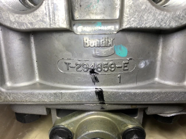 BENDIX 102859 R-14 Air Brake Relay Valve T-294859-E 909828 $89.88 ...