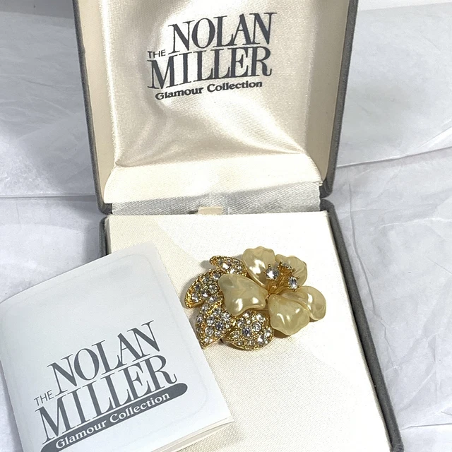 VINTAGE SIGN NOLAN MILLER Jane Wyman PIN Lucite Flower Rhinestones Gold ...