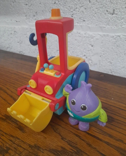 CBEEBIES MOON & Me Bumper Roller Vehicle And Mr Onion Figure Playset ...