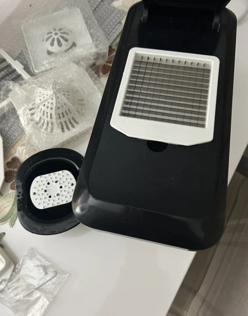 VEGETABLE GRATER, CHOPPER And Juicer Multiple Attachments £4.38 ...