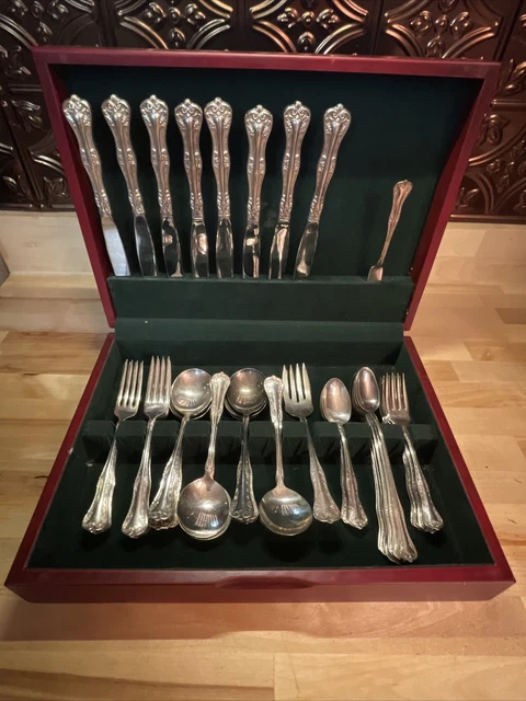 VINTAGE QUEEN ELIZABETH National Silverplate Flatware Set for 8 & Box ...