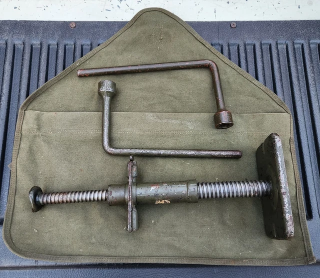 WILLYS JEEP JACK Military Tool Kit EUR 112,56 - PicClick IT