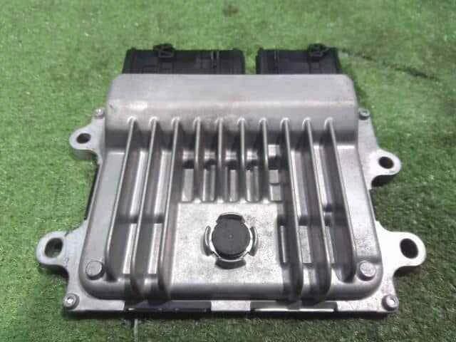 DAIHATSU HIJET 2019 EBD-S321V Unità di controllo motore 1128006140 ...