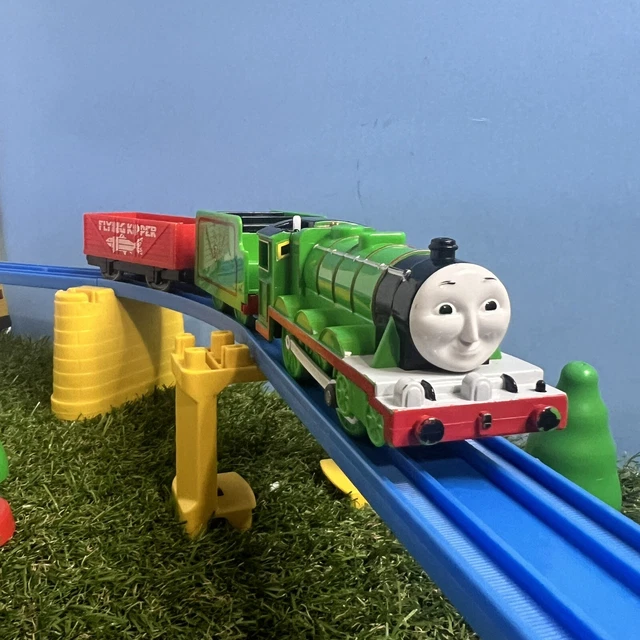 TOMY PLARAIL TRACKMASTER Henry Thomas The Tank Engine TS-03 Used £16.95 - PicClick UK