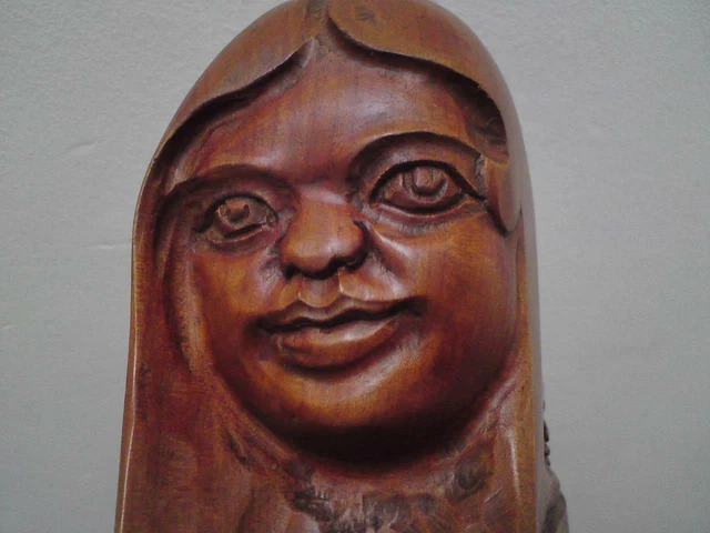 POLYNESIAN KAURI WOOD sculpture Maori mother carrying her child on her ...