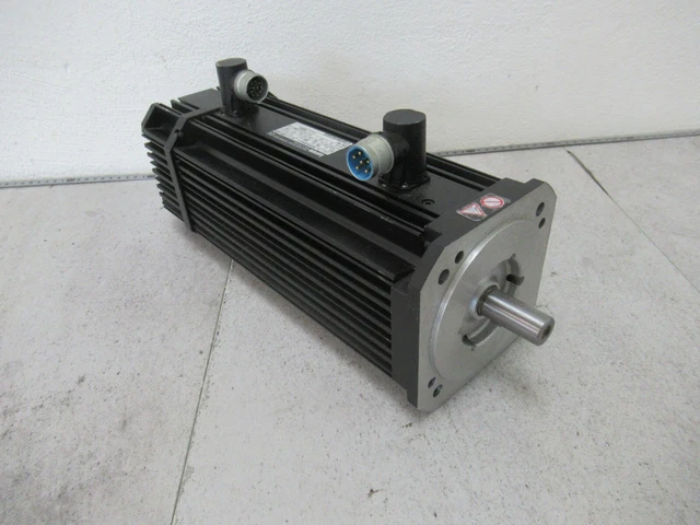 LENZE MDSKSBA071-33 MOTOR Id.00414224 kW 4,6 Encoder AM512-8V Sincos ...