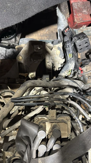 POMPE DIRECTION ASSISTE - 🚛 FORD FIESTA 5 PHASE 1 EUR 50,00 - PicClick FR