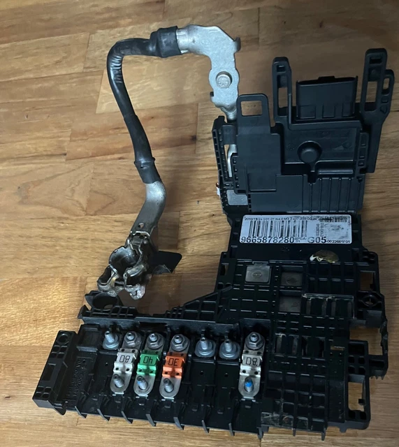 BPGA BOITE A Fusibles Batterie Citroen Peugeot 9665878280 EUR 280,00 ...
