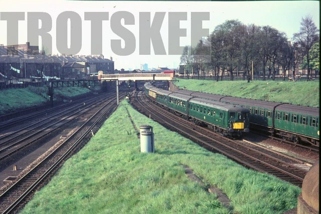 35MM SLIDE BR British Railways Electric EMU Class 401 3041 Clapham 1965 ...