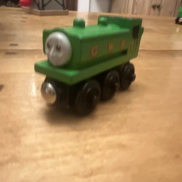 THOMAS THE TANK Engine Wooden Train - DUCK - 1994 Britt Allcroft - Well ...