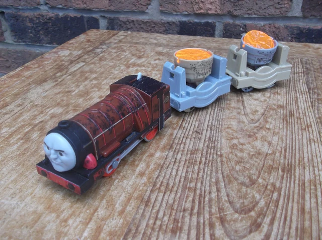 THOMAS THE TANK Engine & Friends Motorized Trackmaster Revolution ...