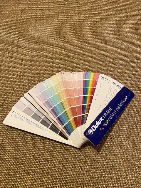 DULUX TRADE COLOUR Palette Fan Deck - Swatch Card - 2000/2001 £49.00 ...