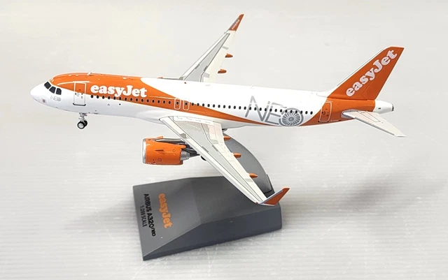 ORANGE BOX 1:200 Airbus A320-251N Easyjet NEO scheme G-UZHD (with stand ...