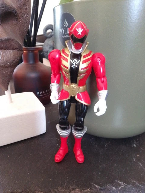 BANDAI POWER RANGERS Super Megaforce Armored Super Mega Red Ranger £8. ...