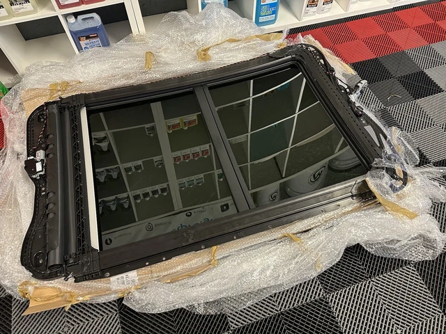 PORSCHE CAYENNE 958 92A Panoramic Roof Panorama Glass Roof Sunroof 2010 ...