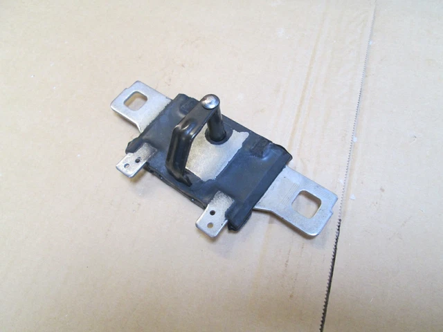 NEW GENUINE AUDI Q5 Q7 Q8 Tailgate Lock Striker Plate Catch 80A827507 ...