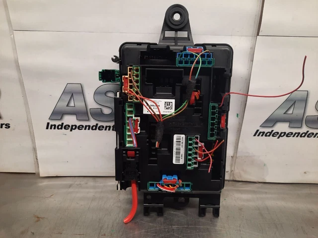 BMW F GENERATION Rear Power Distribution Fuse Box 61149259466 £17.95 ...