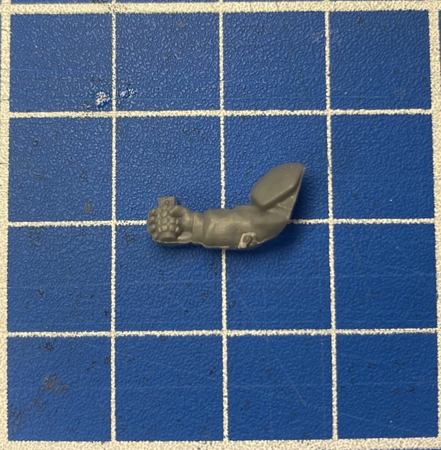 WARHAMMER 40K IMPERIAL Guard Cadian Shock Trooper Grande Arm Bit OOP £2 ...