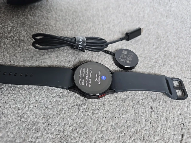 SAMSUNG GALAXY WATCH5 40mm SM-R900 Aluminium GPS Smartwatch - Black ...