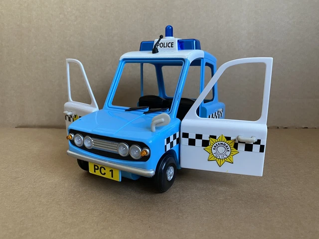 POSTMAN PAT PC Selby Police Car, Friction Powered, Plastic, Toy, Good ...