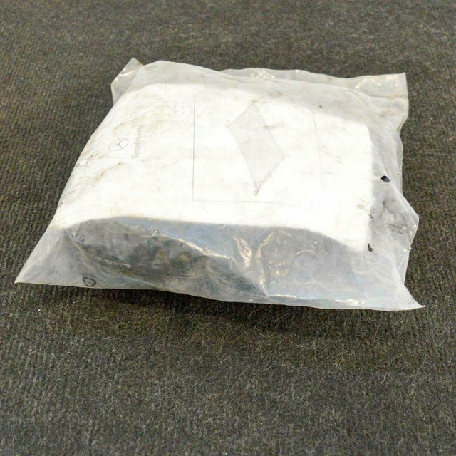 MERCEDES-BENZ C W205 Heckgepäcknetz A2138602901 NEU ORIGINAL EUR 82,69 ...