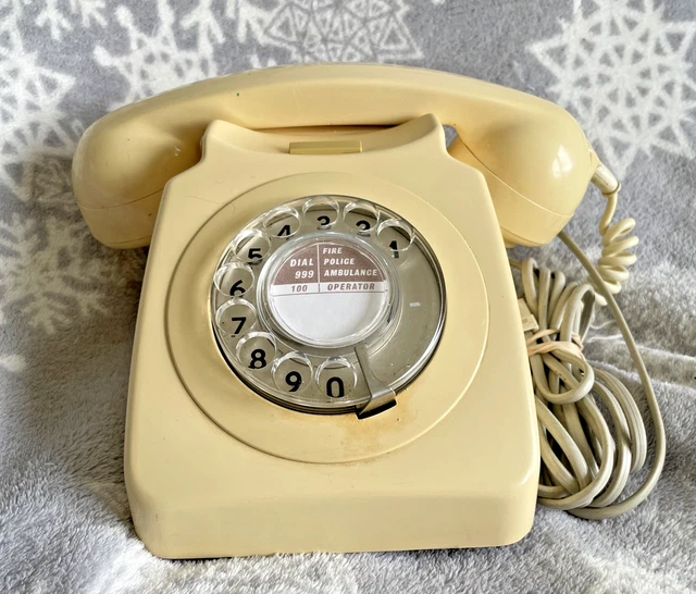 VINTAGE BRITISH TELECOM Telephone8746GDFM82 - BELL RING- 1981 Model ...