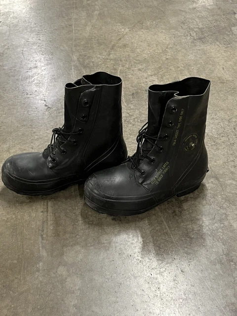 BATA BOOTS US Military Mickey Mouse Men's 9 R Extreme Cold Weather ...