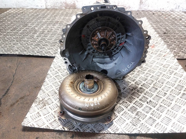 RANGE ROVER SPORT L320 2006 2.7 Tdv6 Diesel Automatic Gearbox & Torque ...