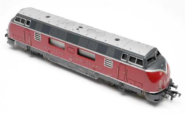 FLEISCHMANN H0: DIESELLOK V 200 035 ++ Diesel-Lok läuft ++ Modellbahn ...