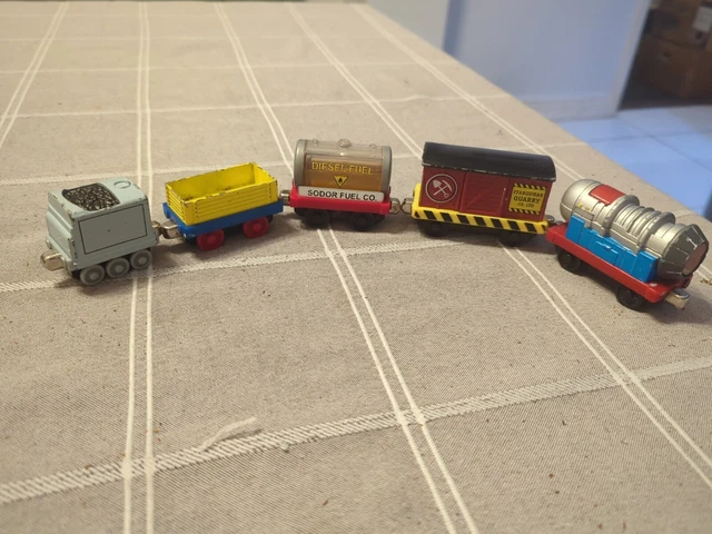 THOMAS THE TANK engine Tender Bundle £20.00 - PicClick UK