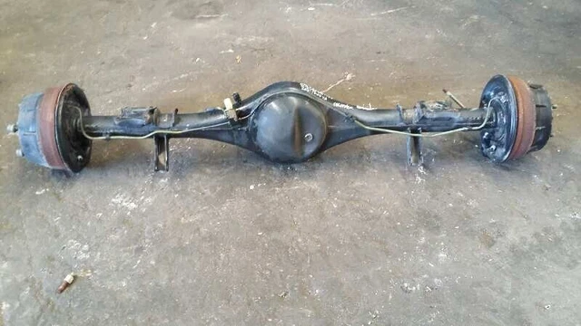 PUENTE TRASERO PARA Nissan Trade Caja Cerrada, Techo Elevado 180943 ...