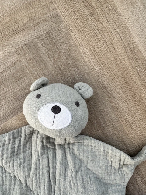 TESCO KNIGHTLEY'S ADVENTURES teddy bear comforter blankie green muslin ...