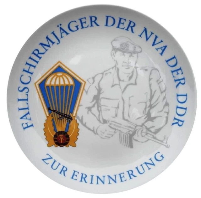 DDR EHRENGESCHENK TELLER Zur Erinnerung Fallschirmjäger der NVA EUR 99 ...