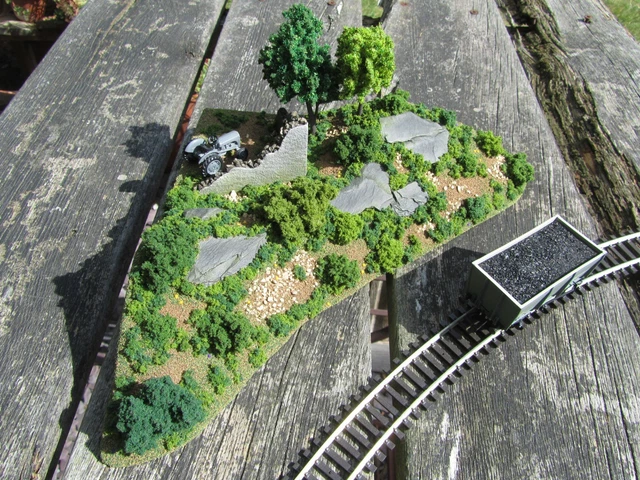 OO GAUGE MODEL railway layout hill scenery with rocks, derelict ...