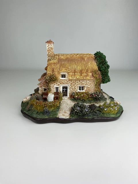 VINTAGE DETAILED PLASTER Miniature House Model by Leonardo Collection £ ...