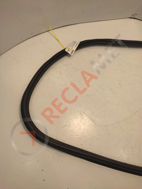 LAND ROVER DEFENDER L663 MK3 2019-2024 Door Seal Rear Left Side £39.99 ...