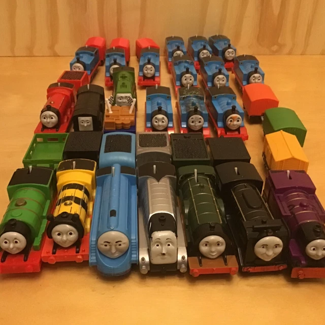 TRACKMASTER REVOLUTION BATTERY thomas the tank engine & friends choose ...