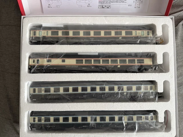 ACME 55213 FS set 4 carrozze Tipo G C+UIC-Z IC Croce livrea bandiera ...