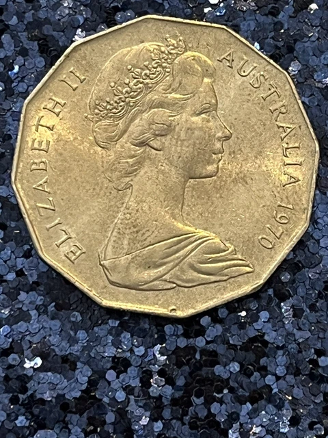 AUSTRALIAN 1970 ELIZABETH II 50c Coin ‘CUD ERROR ’ - CAPTAIN JAMES COOK ...