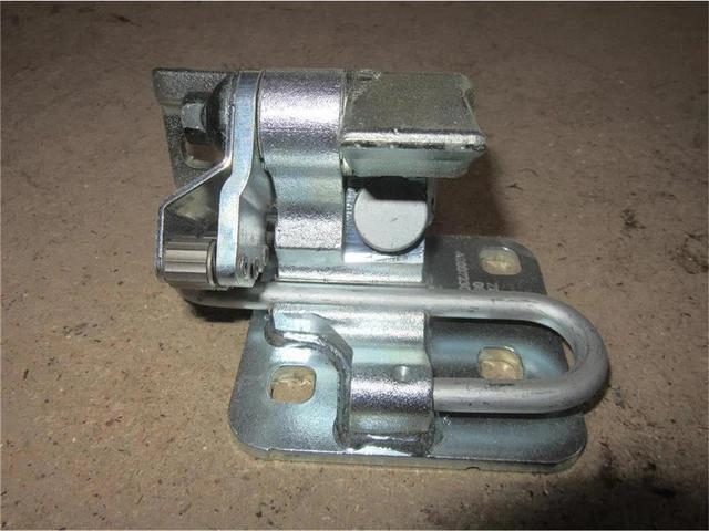 MERCEDES BENZ ORIGINAL Actros W943 Hinge Door Bottom Right A0007230141 ...