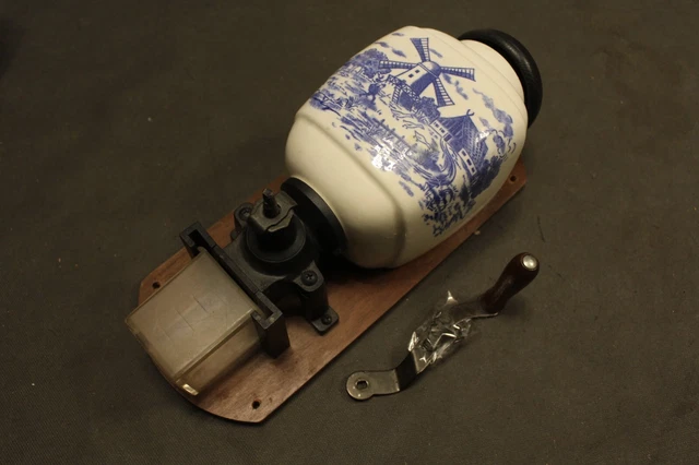 ALTE KAFFEEMÜHLE MIT Drehkurbel Wandmontage Porzellan Holz Metall PVC EUR 12,00 - PicClick DE