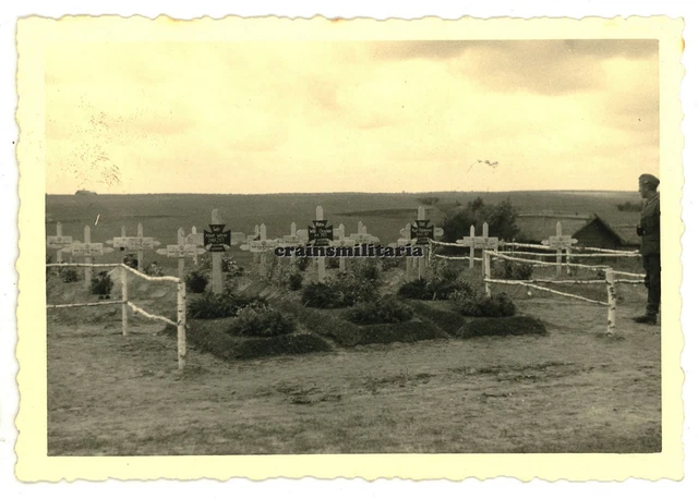 ORIG. FOTO GRAB 263.ID Offizier in Friedhof Orlowa b. GLINKA Russland ...