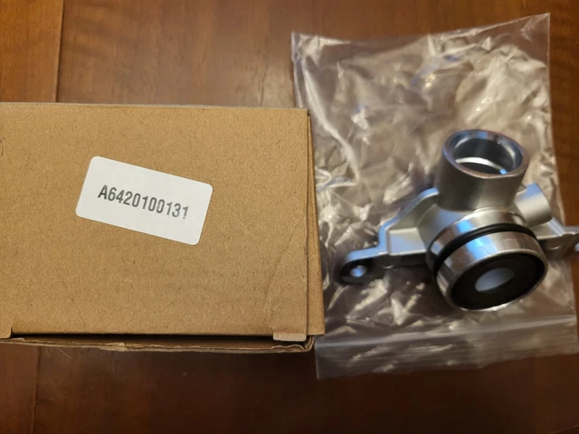 ENTLÜFTUNGSDECKEL FLANSCH FÜR Mercedes-Benz W164 OM642 A6420100131 EUR ...