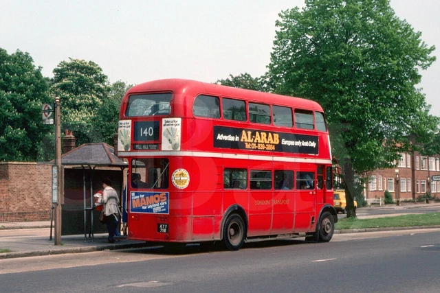 BUS PHOTO - London Transport RT1850 KYY716 on route 140, shock rear ...