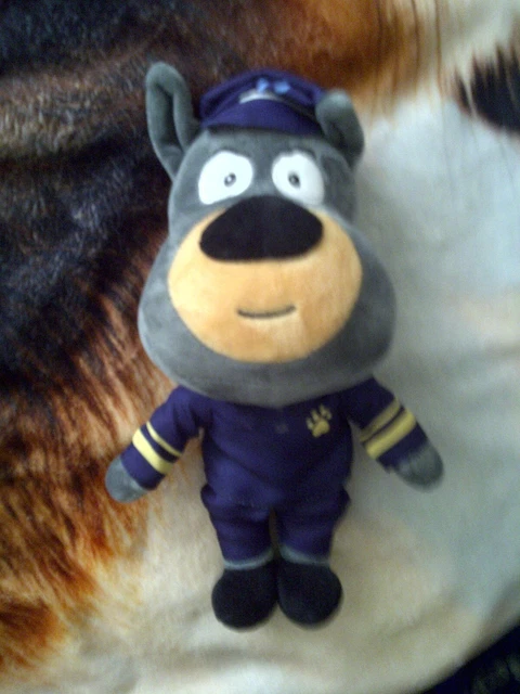 GREY DOG IN Pilot/Captain Uniform Soft Toy 10" Tall £3.50 - PicClick UK