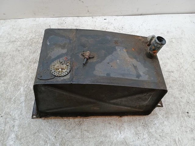 LAND ROVER SERIES III FUEL TANK 2.3L Petrol 552174 70-85 £161.00 ...